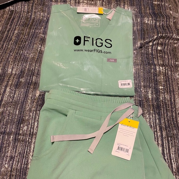 Figs | Other | Figs Scrub Set Color Sage Green Nwt | Poshmark